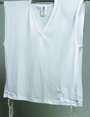 Tallit Katan Undershirt – Ben's Tallit Shop